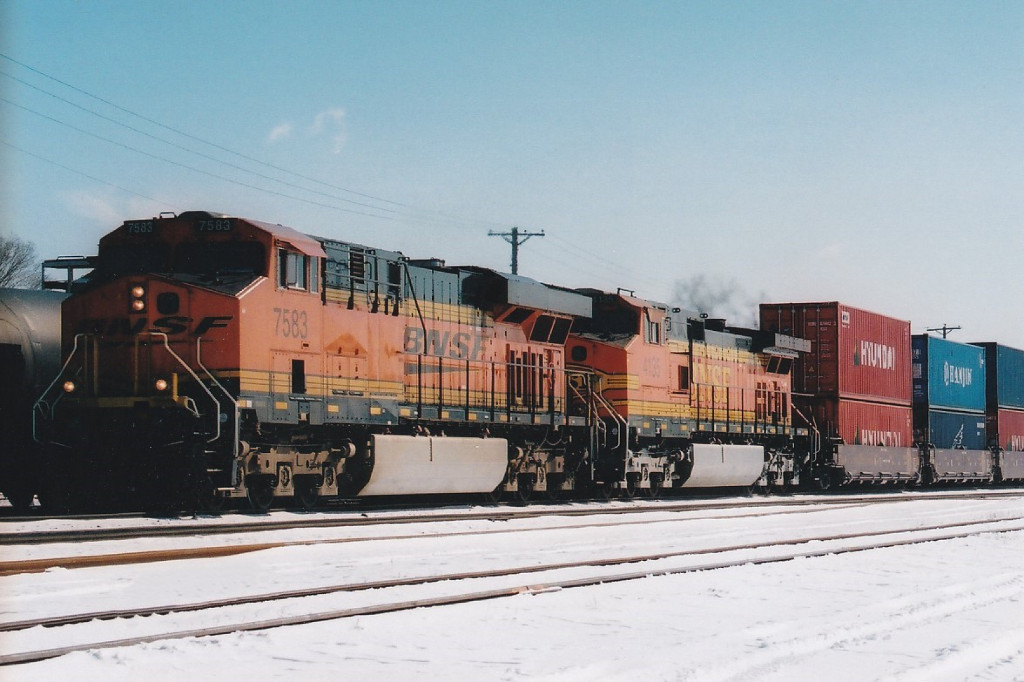 BNSF 7583 West
